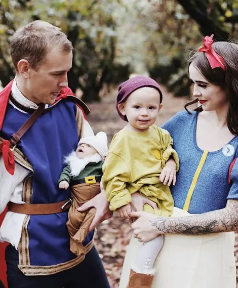 Acacia Brinley Wiki: Age, Height, Family, Boyfriend, Engaged, Pregnant ...