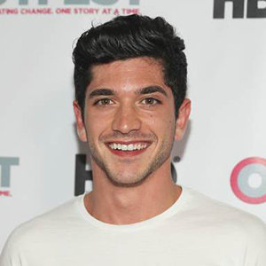 Al Calderon Wiki: Age, Birthday, Height, Girlfriend, Dating, Affairs ...