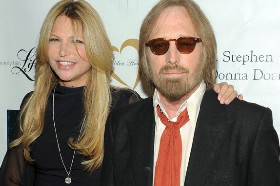 Dana York Wiki, Age, Net Worth, Kids, Tom Petty, Today