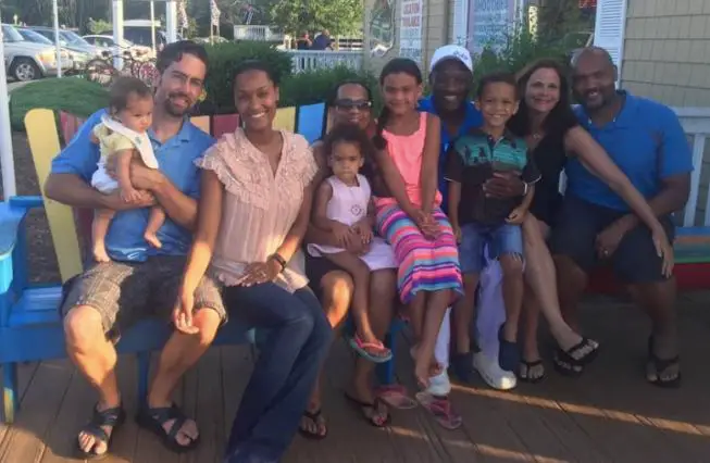 Donnie Simpson Wife, Children, Daughter, Family, Net Worth, Death or Alive