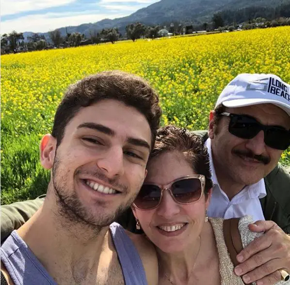 What's Twaimz Real Name? Girlfriend, Dating Life, Tour