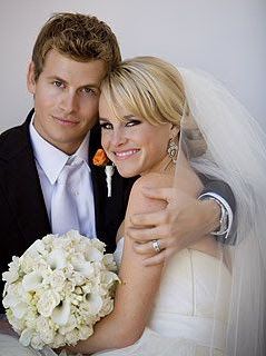 Julie Berman Wiki: Husband, Family, Net Worth