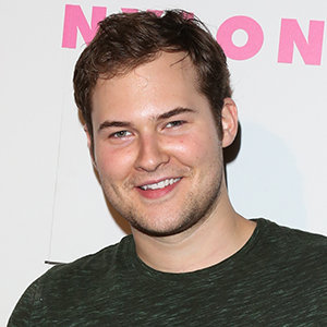 Justin Prentice Wiki: Age, Girlfriend, Dating, Affair, Gay, Family, Net ...