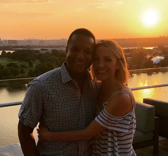 Lindsay Czarniak Married, Husband, Pregnant, Baby, Salary and Net Worth