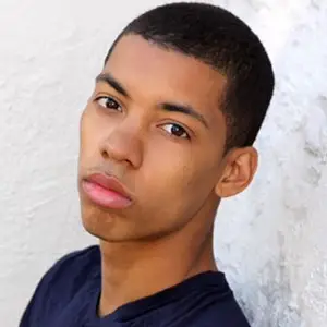 Melvin Gregg Wiki, Bio, Age, Birthday, Brother, Girlfriend, Dating, Wife