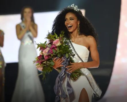 Cheslie Kryst [Miss NC USA] Wiki, Age, Height, Parents, Job, Boyfriend