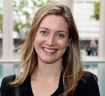 Zoe Perry Wiki, Age, Height, Parents, Married, Husband, Boyfriend, Bio