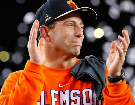 Dabo Swinney Wiki: Salary, Net Worth, Contract, Wife, Family Dabo Swinney Wiki: Salary, Net Worth, Contract, Wife, Family
