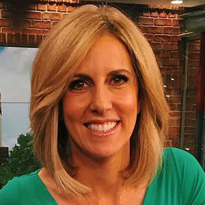 Alisyn Camerota CNN, Salary, Net Worth, Husband, Family, Height